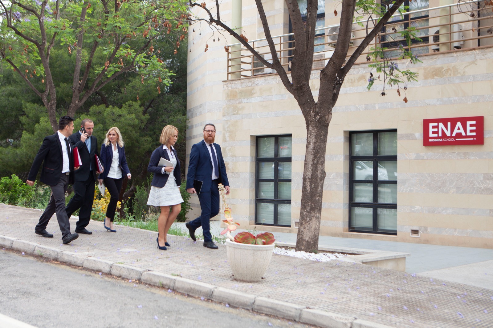 Inicia convocatoria de becas para postgrados en ENAE Business School ...